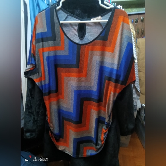 Lavish | Tops | Lavish Top | Poshmark